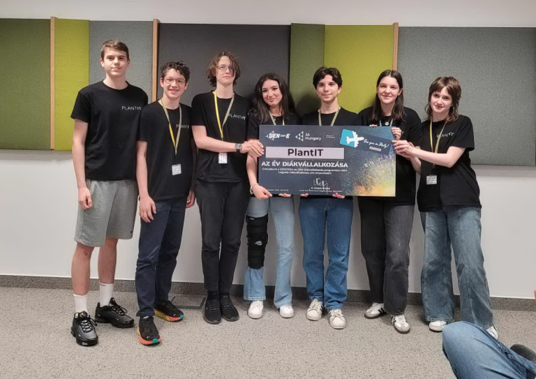 Idén is AKG-s diákcég képviselheti Magyarországot a világversenyen ...